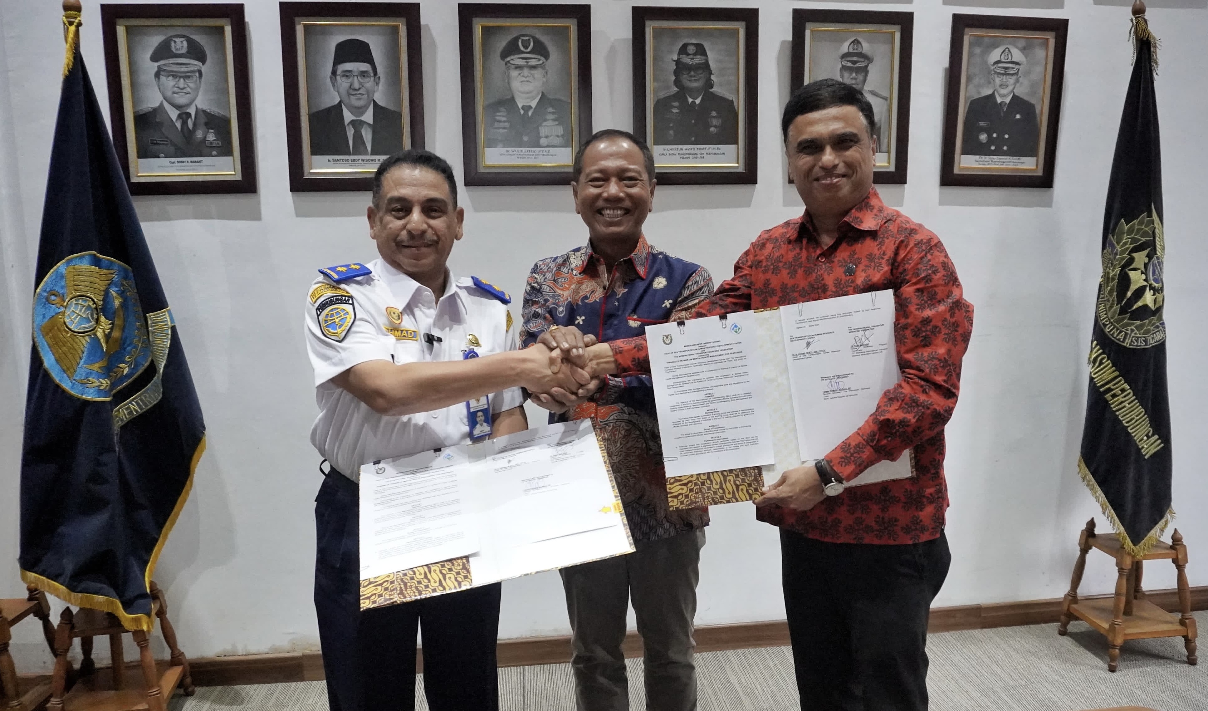 Ground-breaking ITF partnership with Indonesian government protects seafarers’ wellbeing | ITF ...